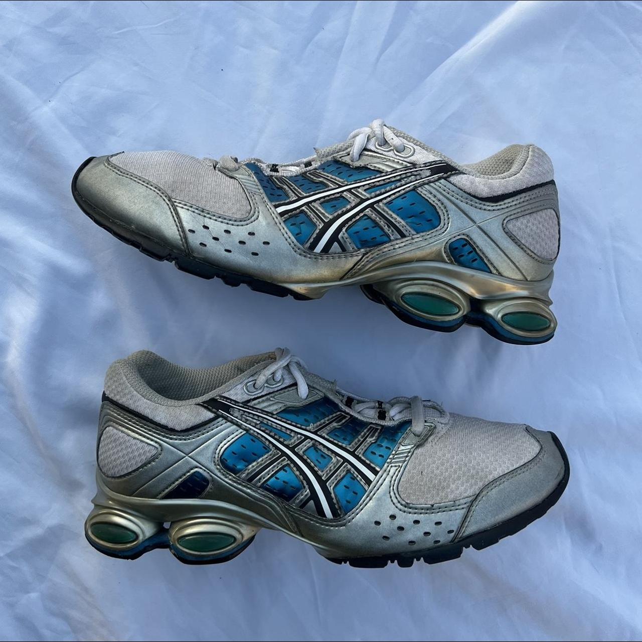 2000s Asics Gel Frantic 2. Very cool y2k design.... - Depop