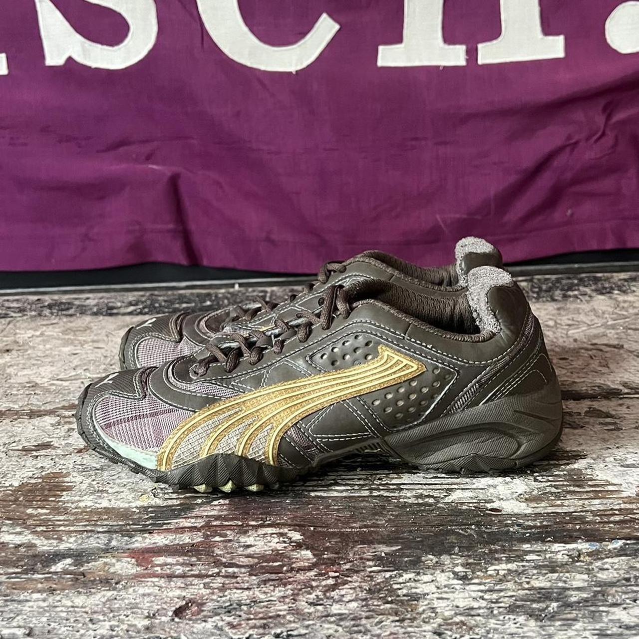 An amazing pair of Y2K Pumas. Beautiful design and... - Depop