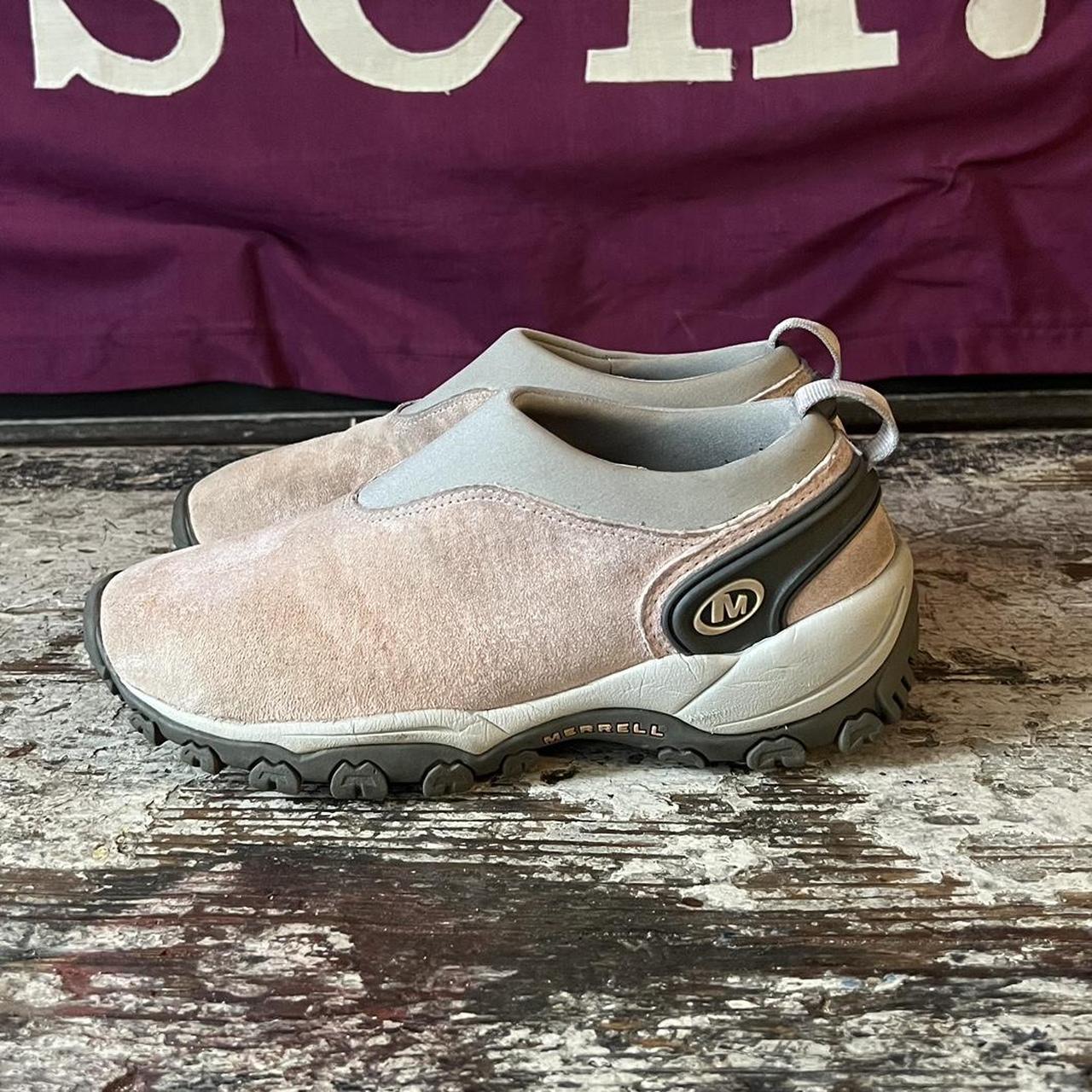 Beautiful pair of 2000s Merrell Clogs that are... - Depop