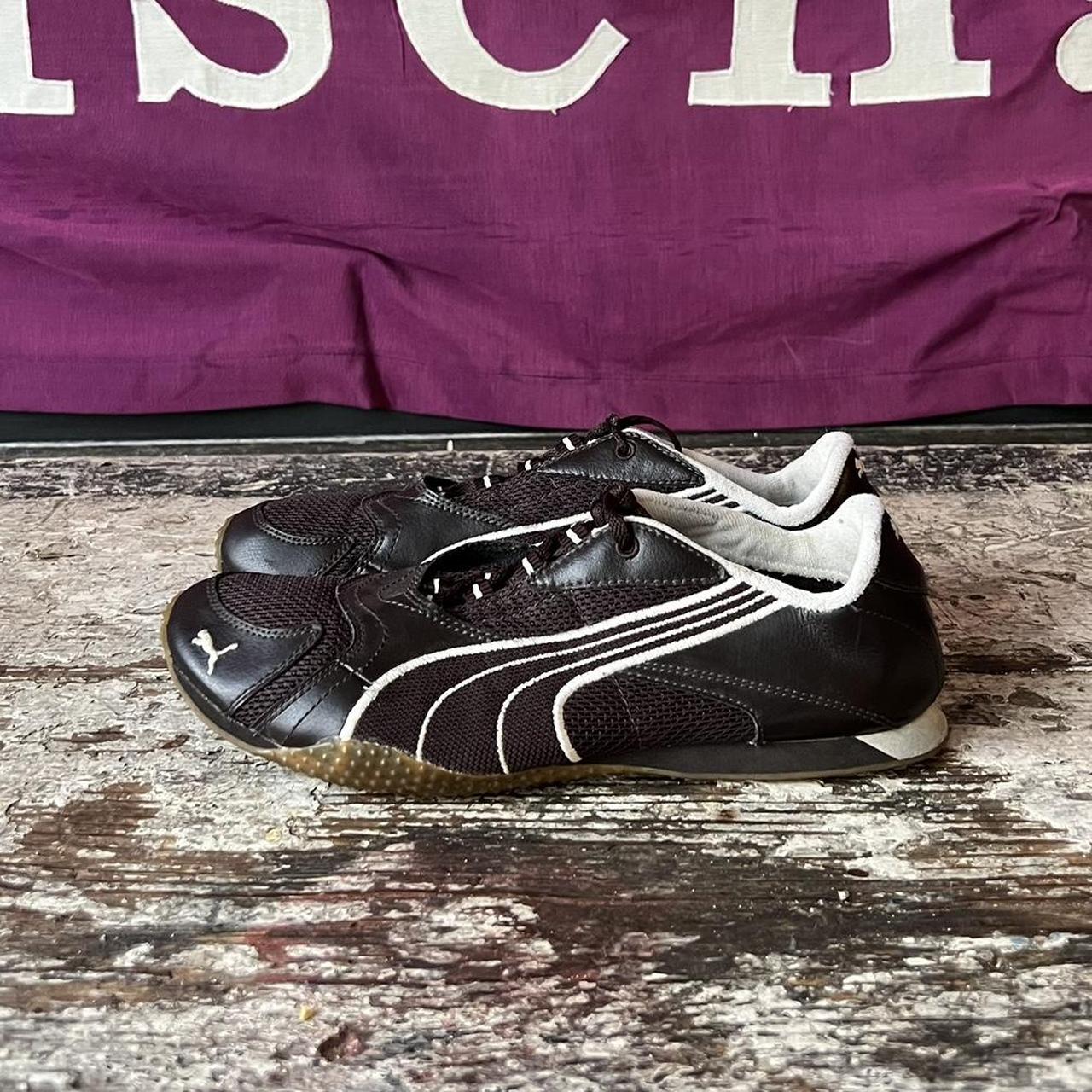 Great pair of Y2K Pumas in brown. No flaws or signs... - Depop