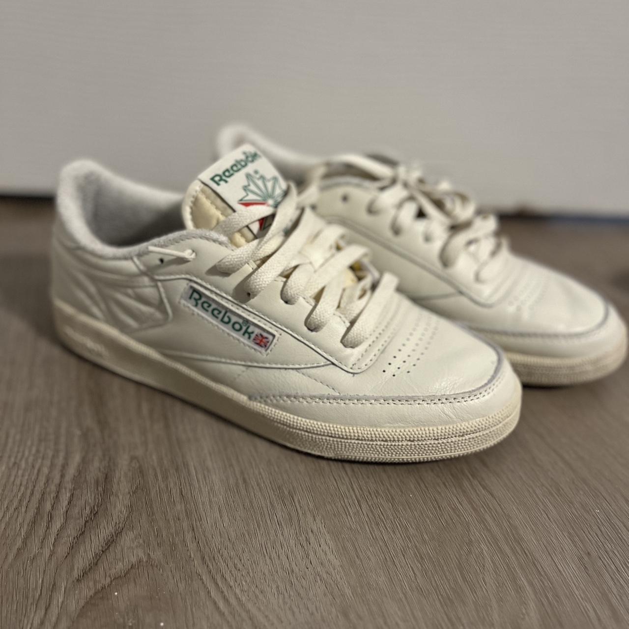Reebok’s men’s size 9 brand new, never been... - Depop