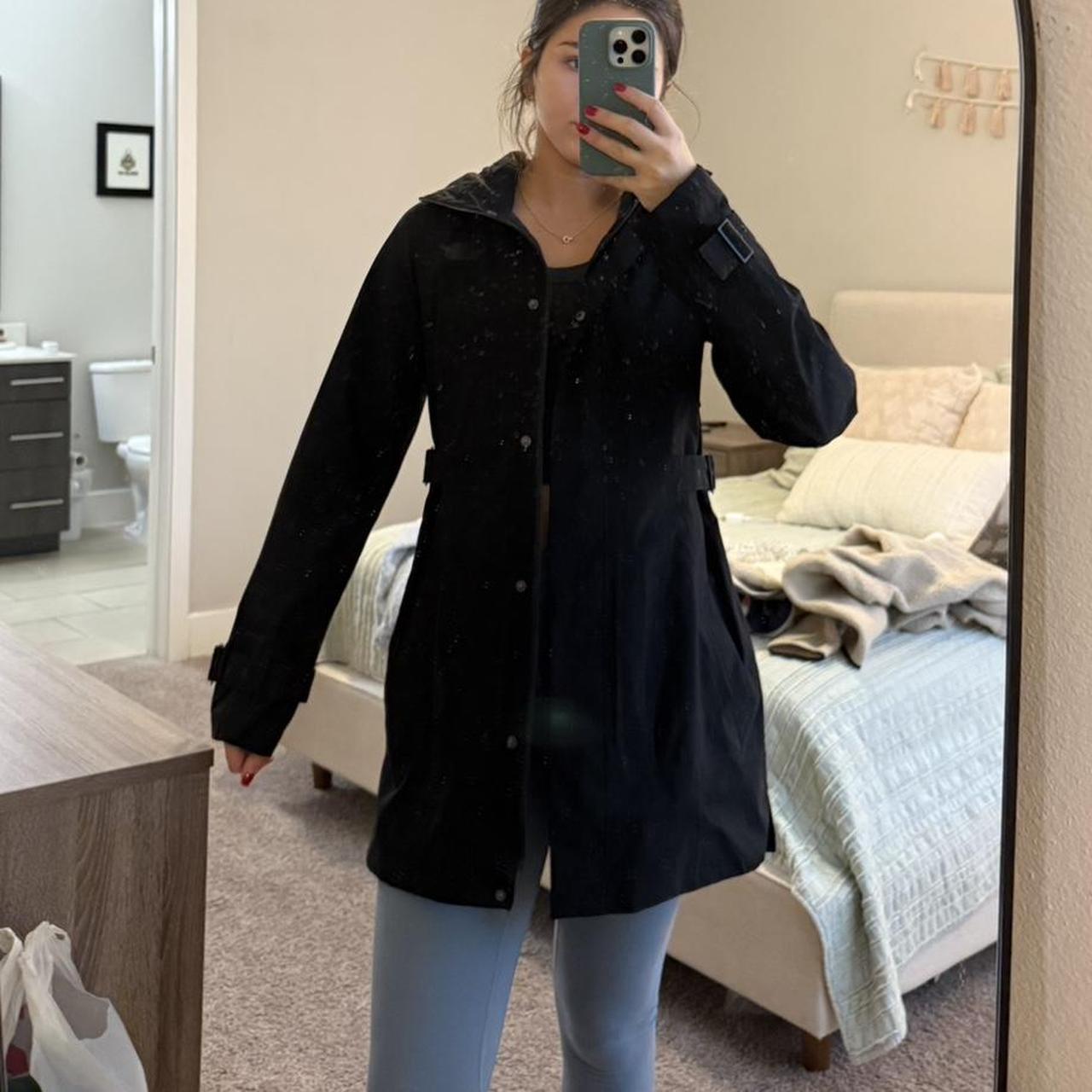 North face rain coat. Form fitting around waist,... - Depop