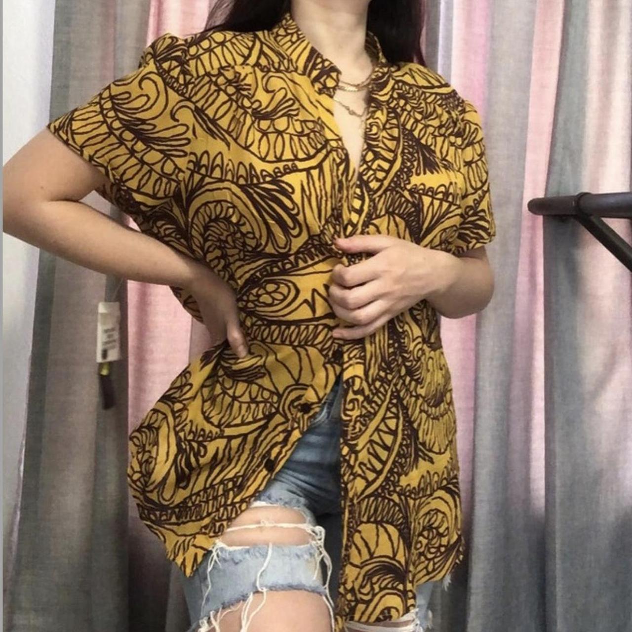 Kasper button up shirt, beautiful purple embroidery... - Depop