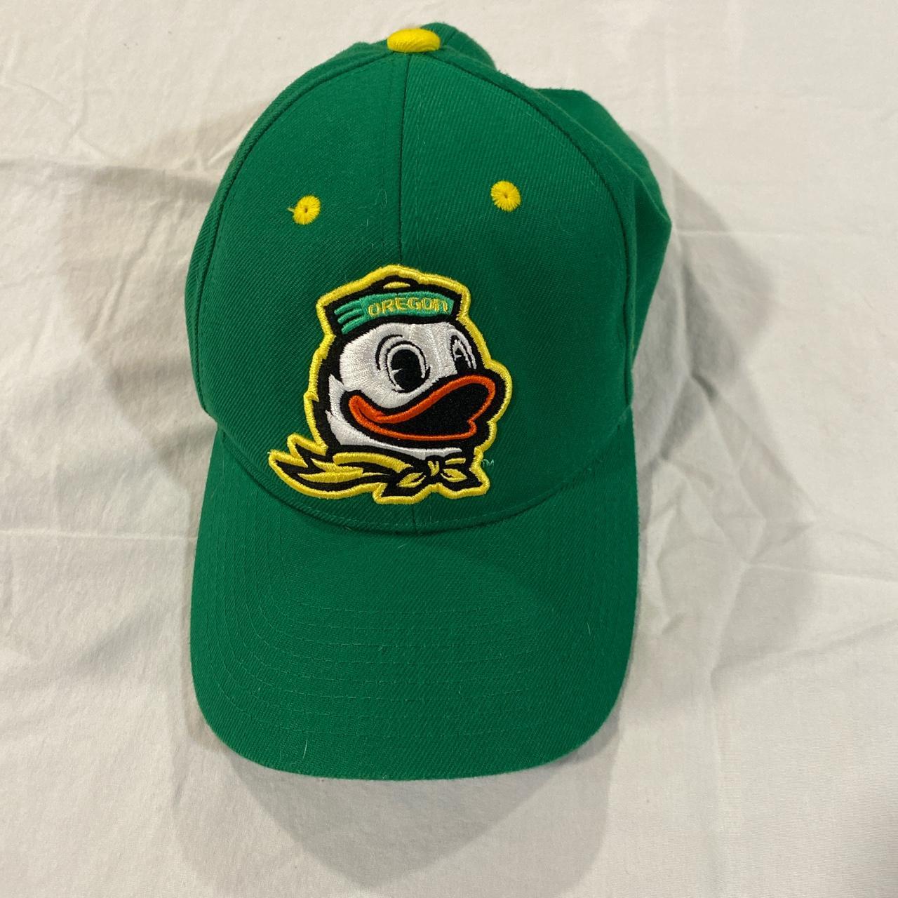 Oregon Ducks SnapBack Hat Like New - Depop
