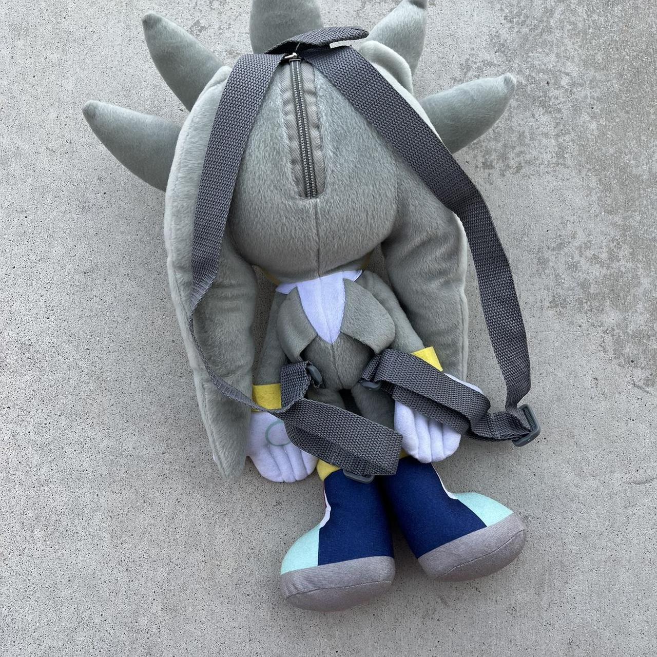 2000’s Y2K Silver Sonic Sega Grey Small... - Depop