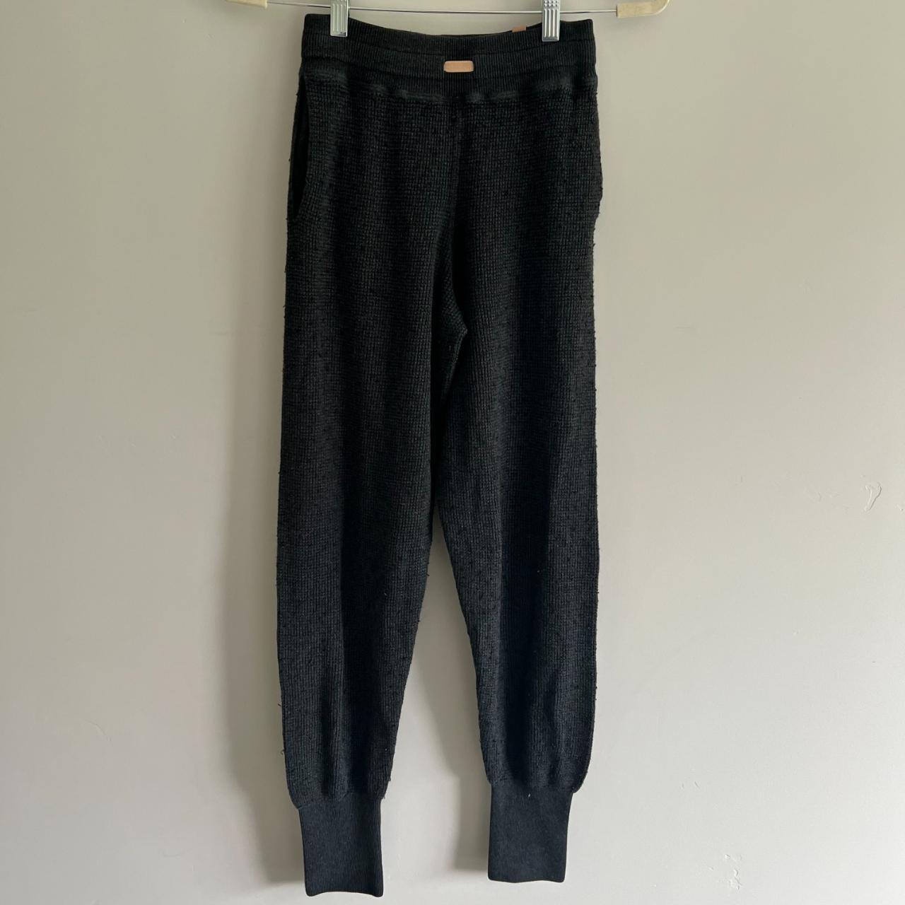 LUNYA KNIT JOGGERS - size small - worn, pilling,... - Depop