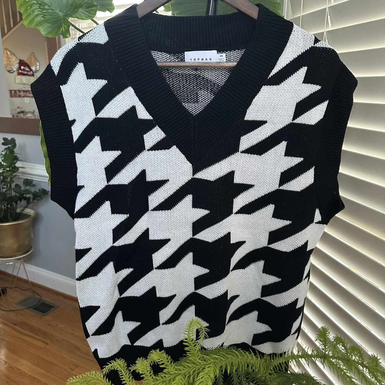 Topman printed sweater vest. XS but fits like a... - Depop
