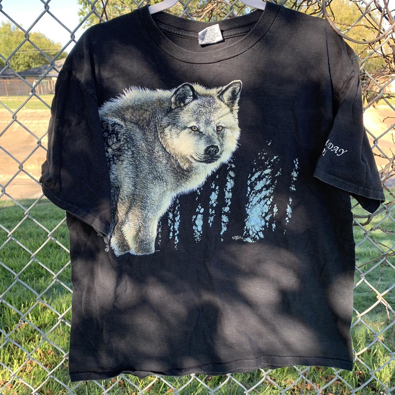 Vintage wolf tee no flaws no back it 90s print... - Depop