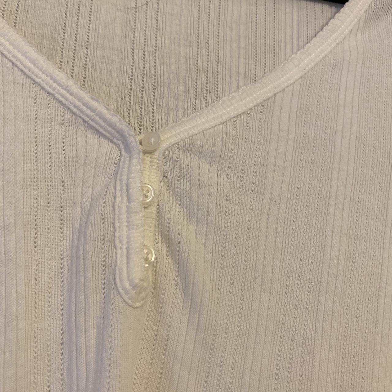 American Eagle baby tee! Super cute for layering or... - Depop