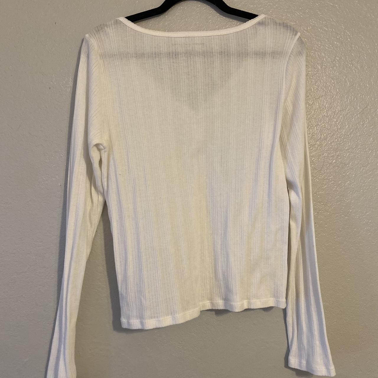 American Eagle baby tee! Super cute for layering or... - Depop