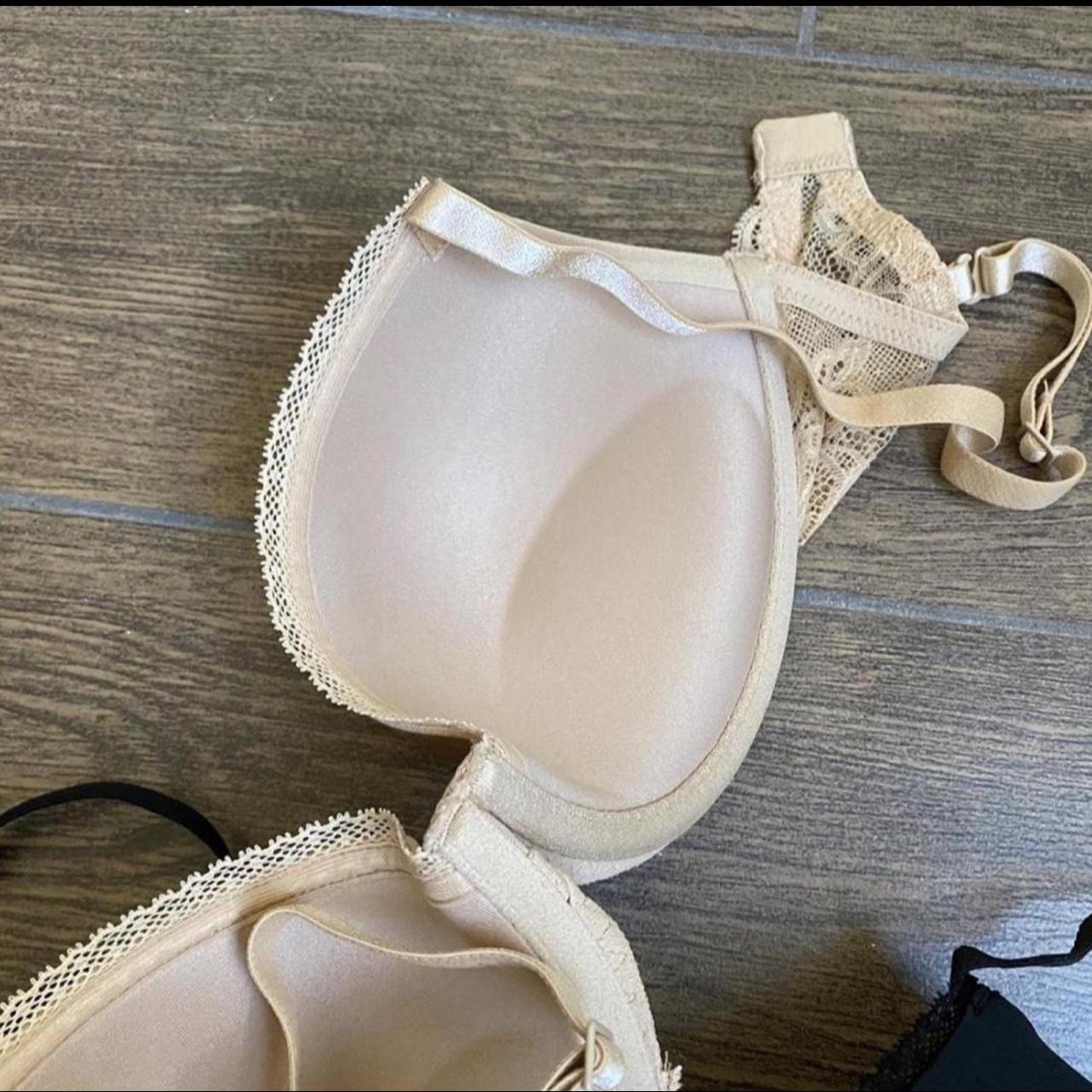 repop calvin klein push up bras (2) 30DD never worn - Depop