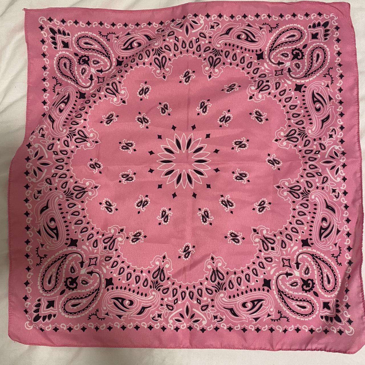 Women's Pink Scarf-wraps | Depop