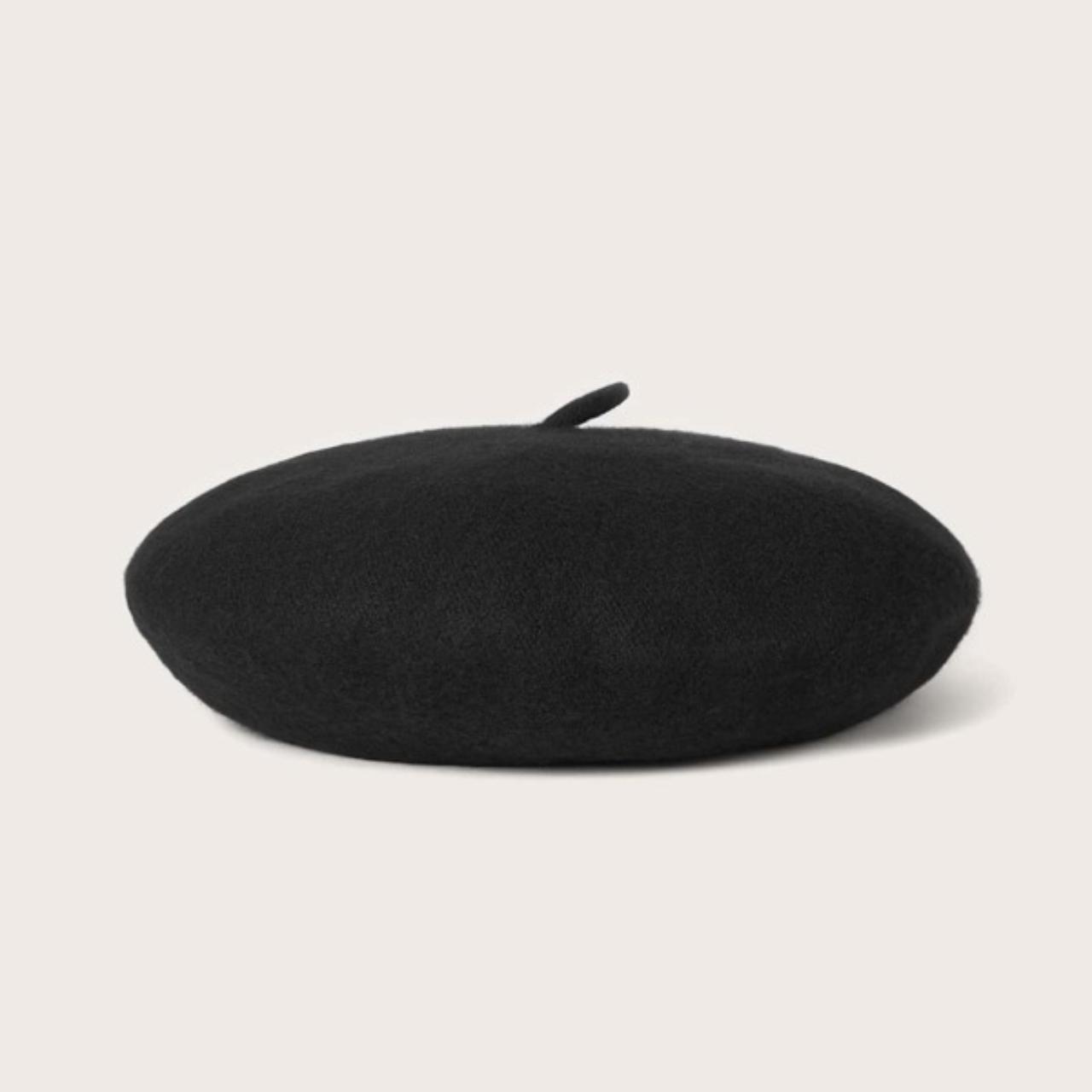 Black beret Simple Solid Beret Never worn - Depop