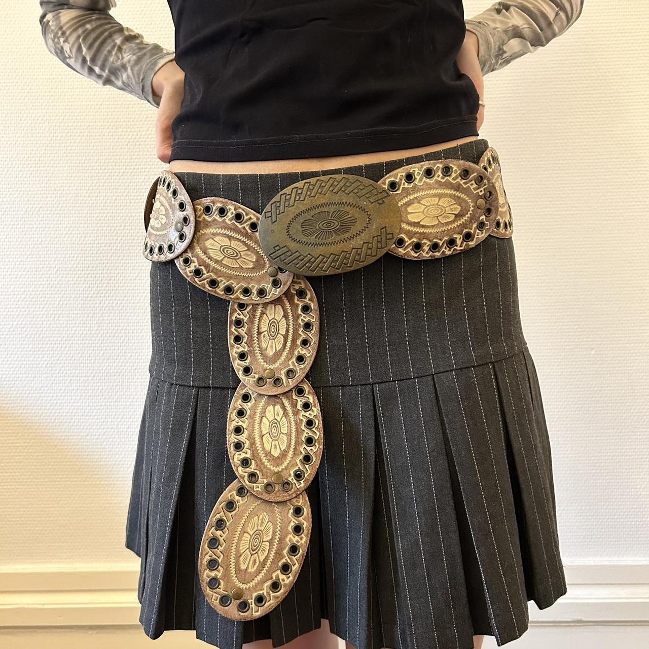 🤍 disc belt 🤍 Insane vintage light brown chunky disc... - Depop