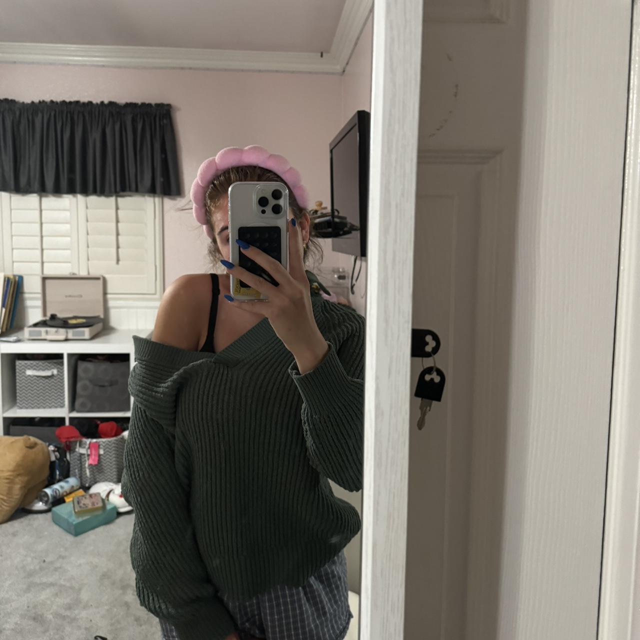 green aerie knitted sweater super cute and very... - Depop