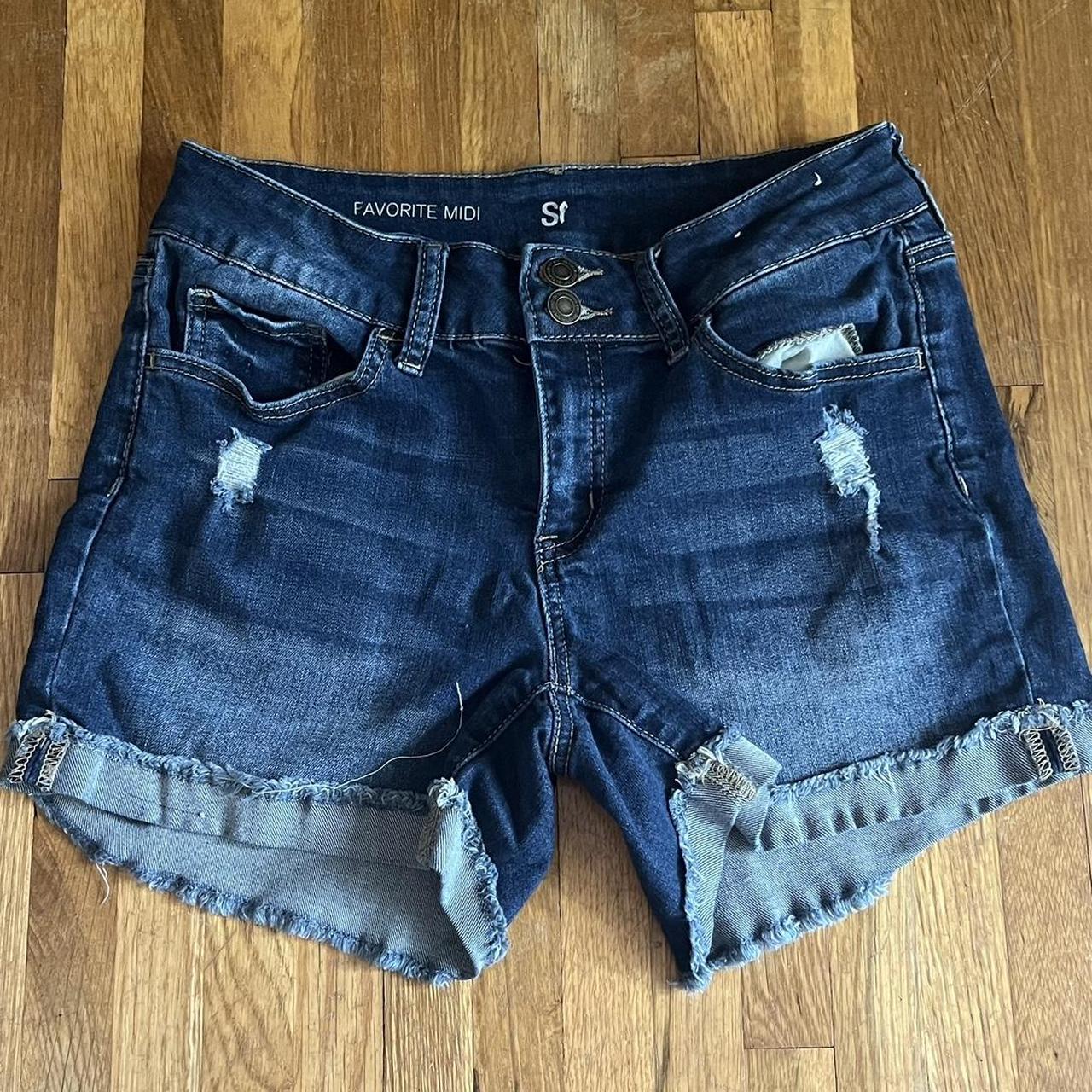 So mid rise ripped dark wash denim jean shorts Worn... - Depop