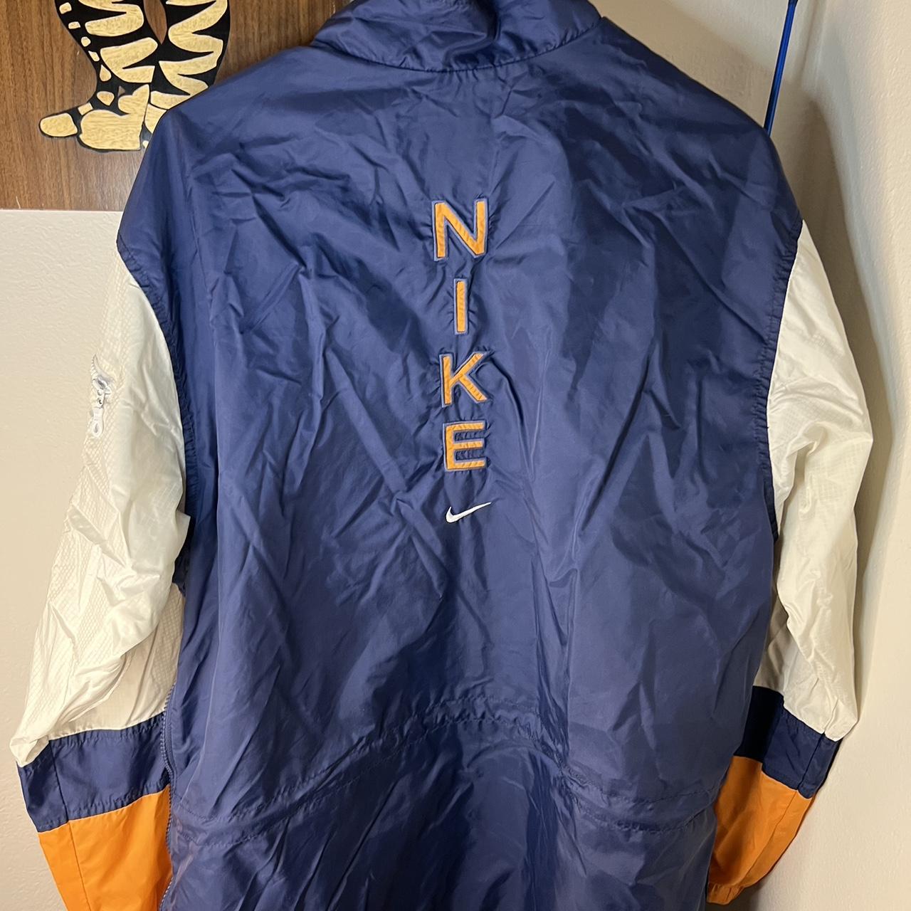 Retro vintage Nike w mesh interior and side body... - Depop