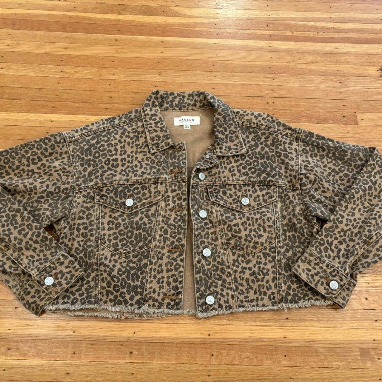 Pacsun tan/brown cheetah leopard print denim crop... - Depop