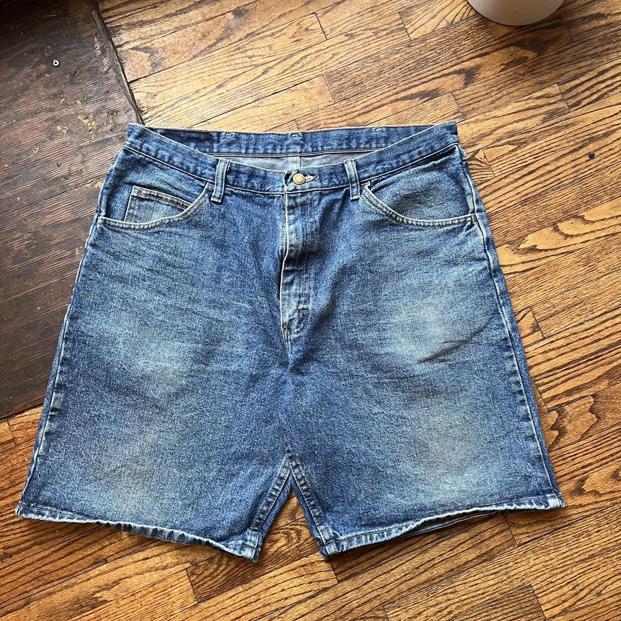 Vintage Wrangler Jorts! Summer is here! Baggy fit... - Depop