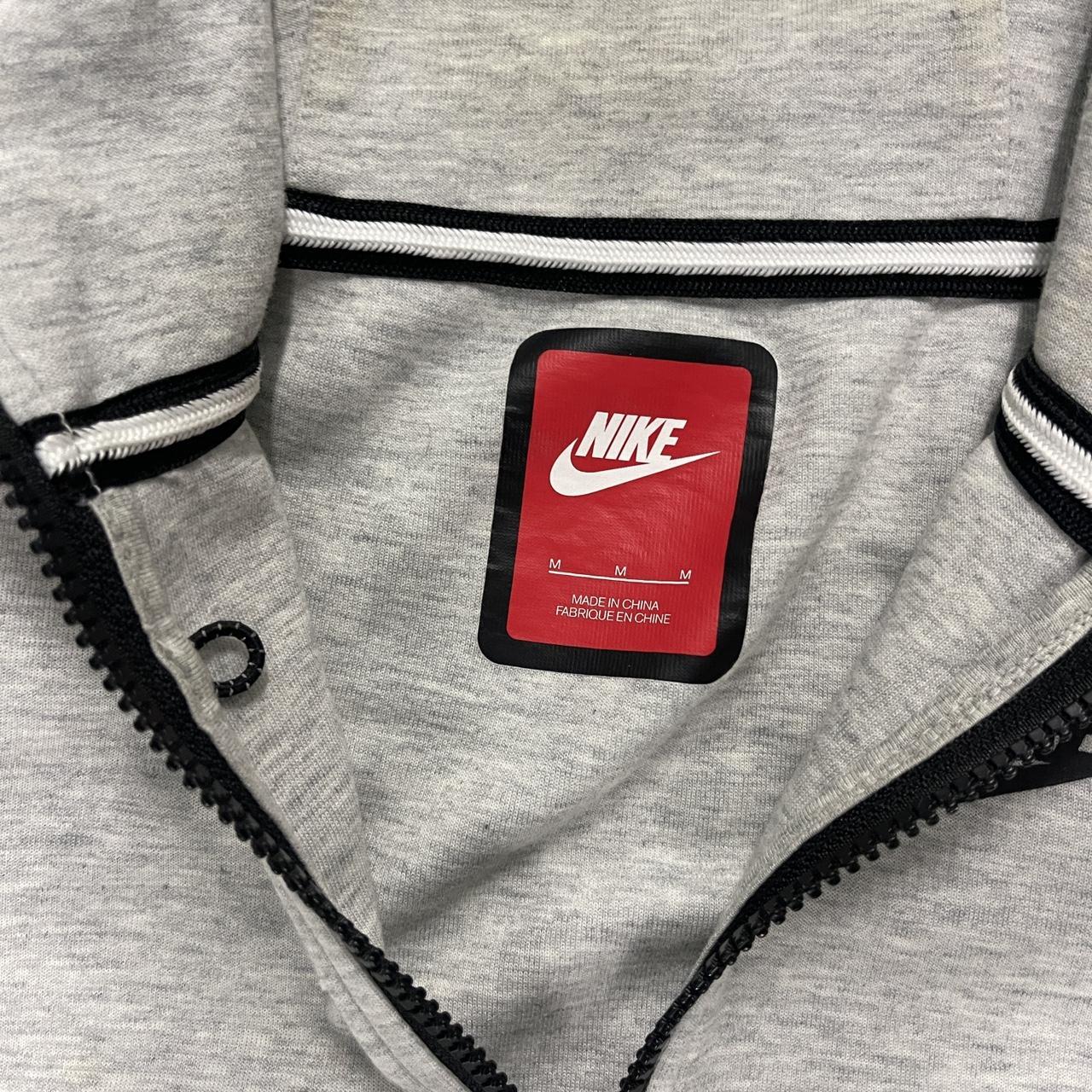 Gradient Black and gray Nike Tech Fleece Hooded Zip... - Depop