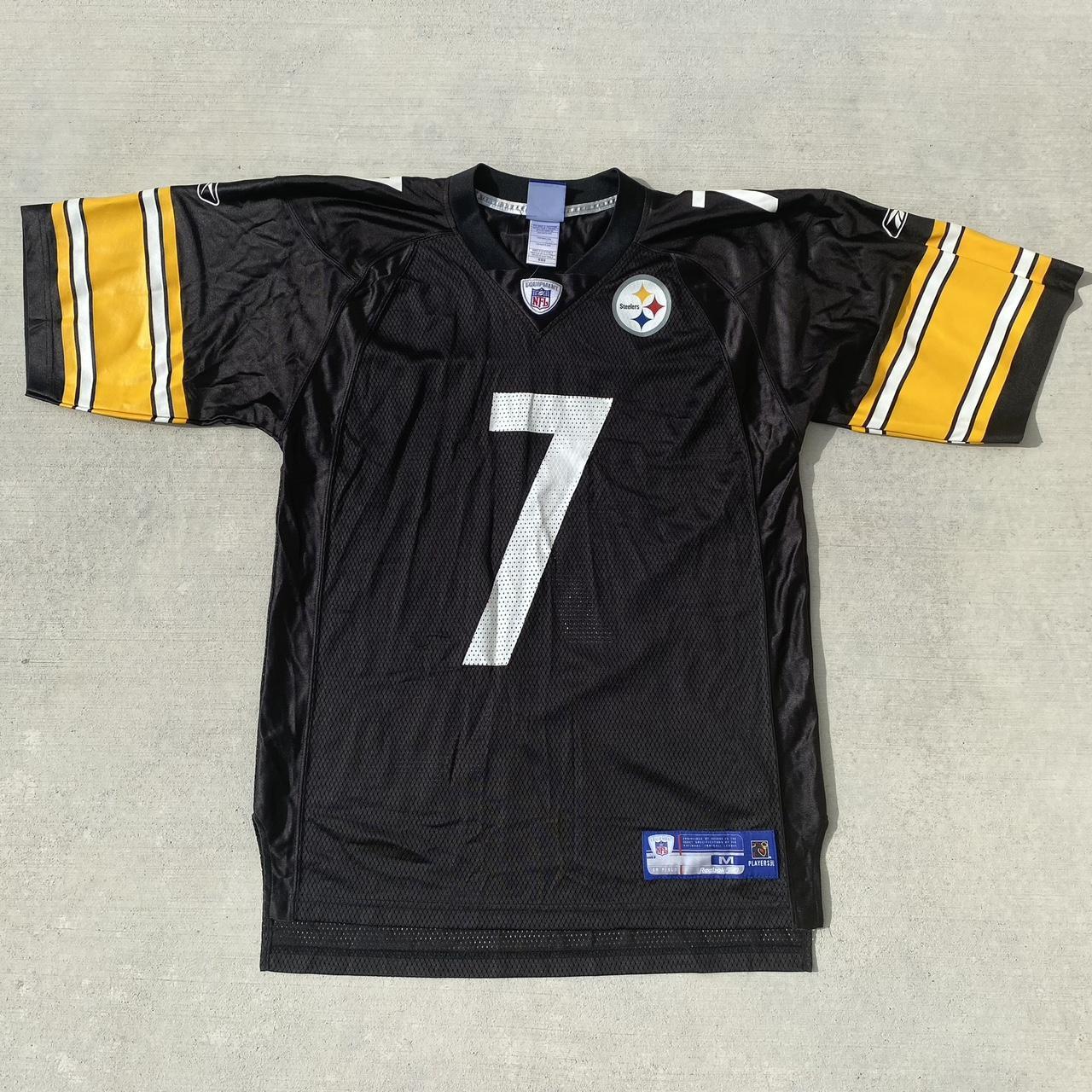 NFL Men's Black and Yellow Top | Depop
