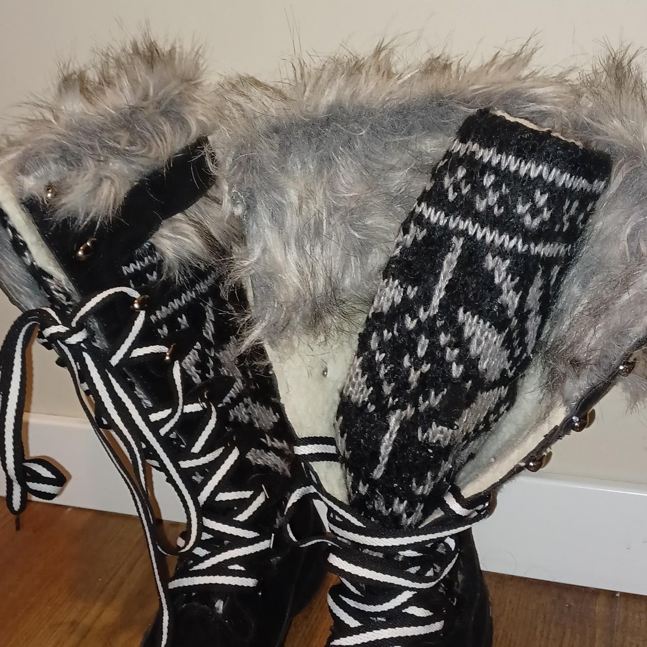 MUK LUK Boots - Depop