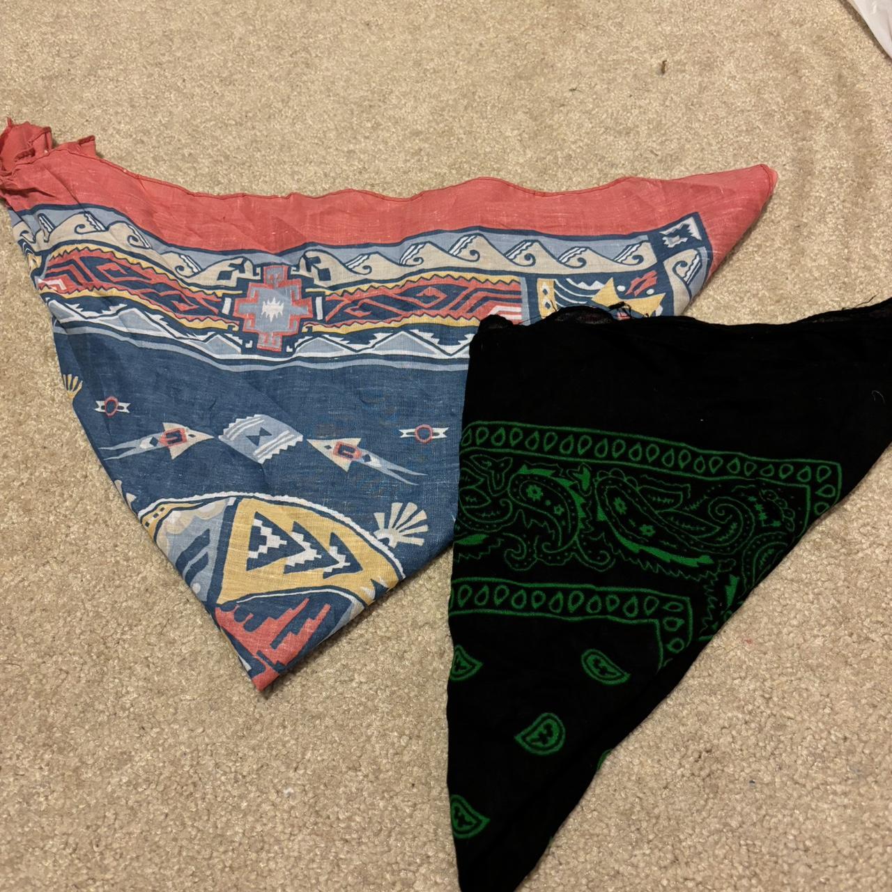 Bundle of two bandanas - one red and one green... - Depop
