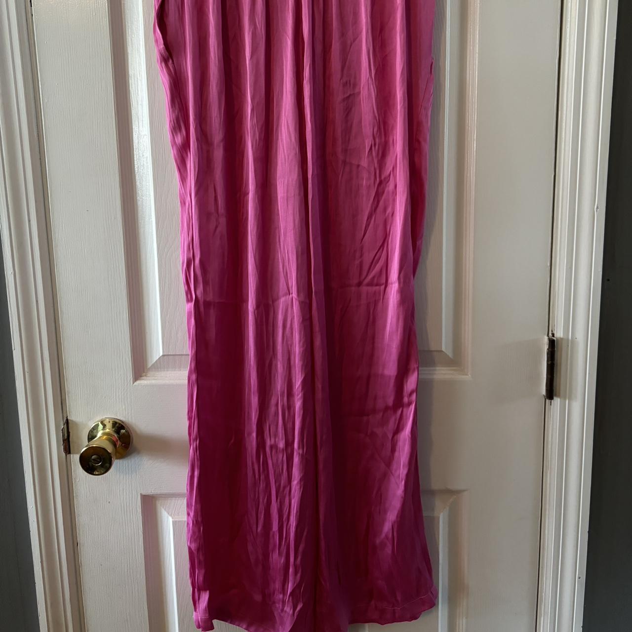 Pink lose pants - Depop