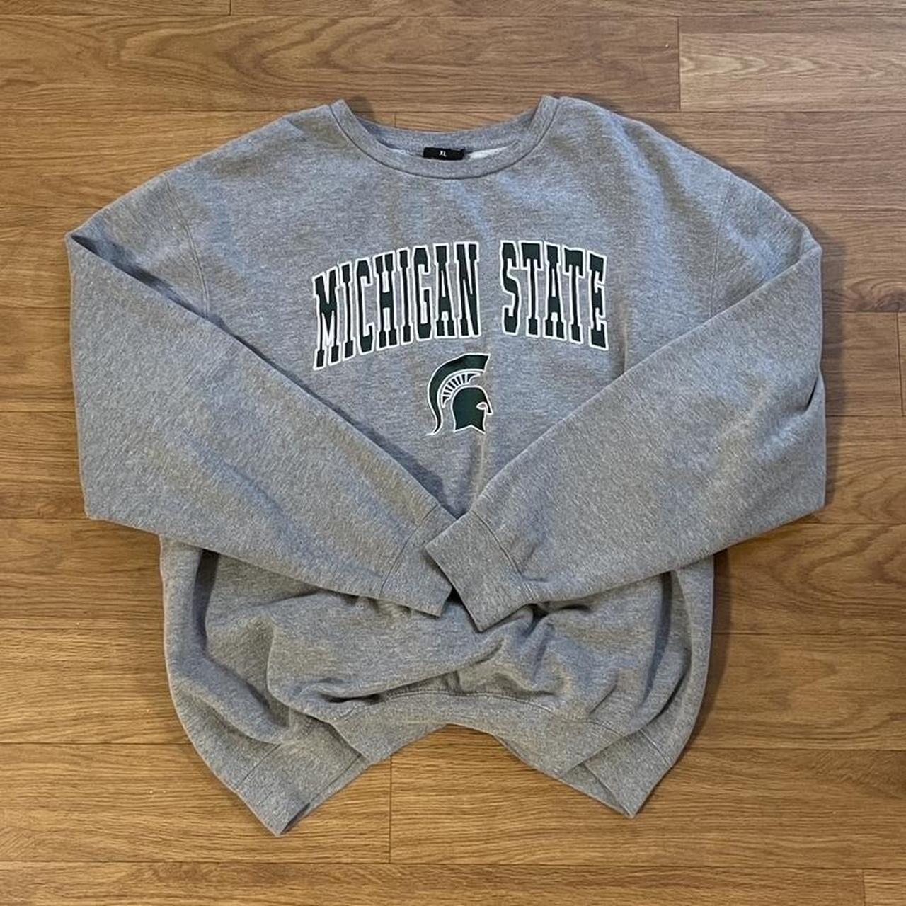 Michigan State Sweatshirt Size XL Small flaw on back - Depop
