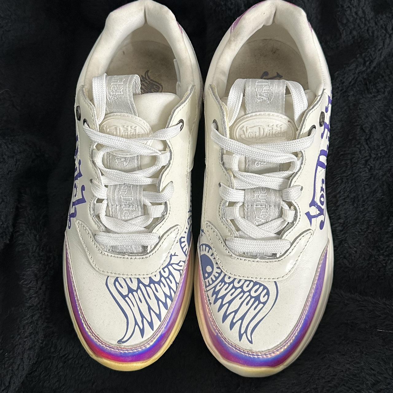 Size 8 Von Dutch Sneakers, yellowing on front right... - Depop