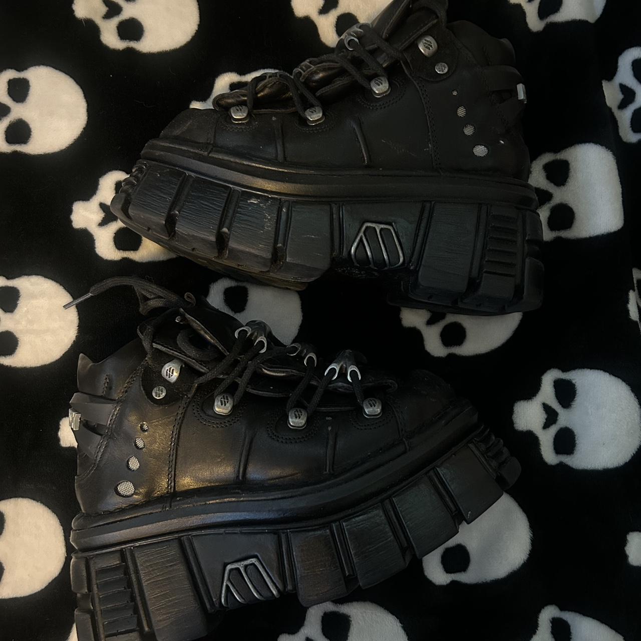 🦇size 37 (~6.5 in women’s) new rock platform shoe... - Depop