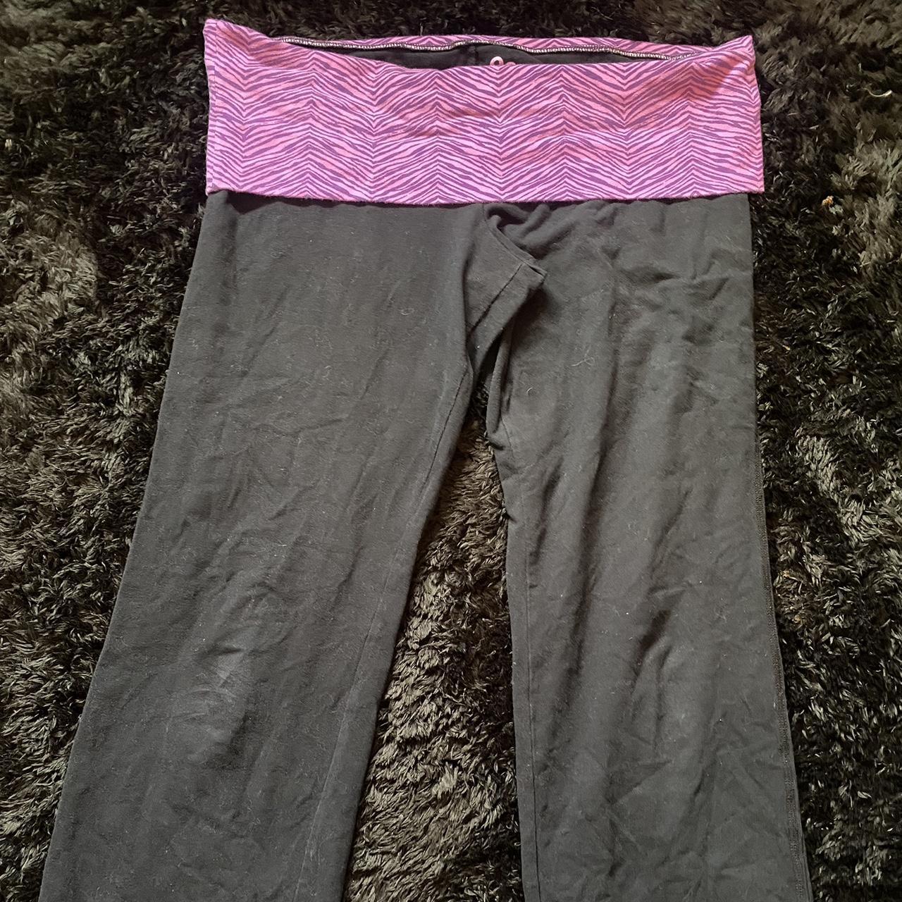 2000s mcbling zebra fold over yoga pants!! DEPOP... - Depop