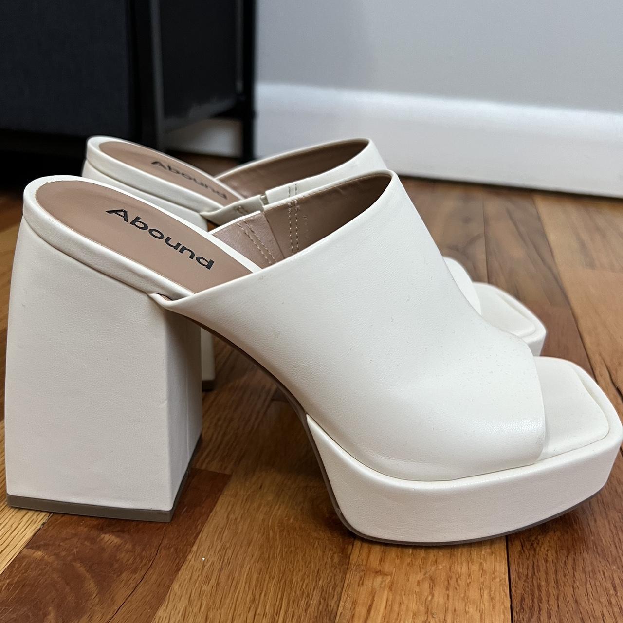 White platform mule sandal Never worn #platform... - Depop