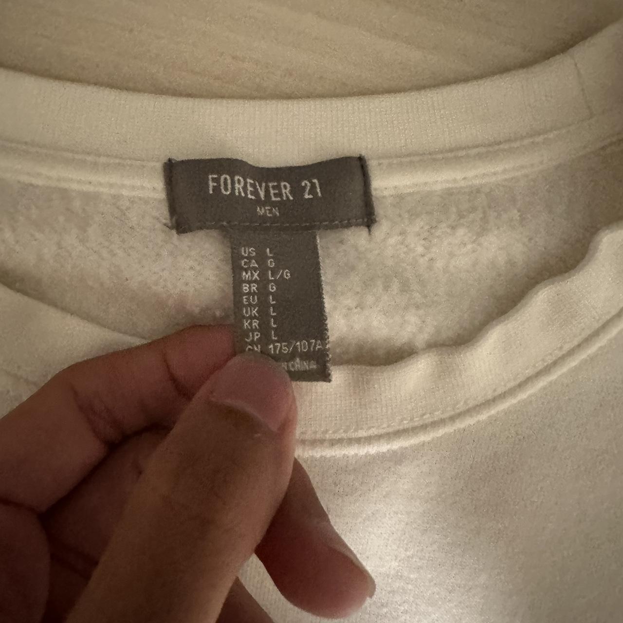 Forever 21 Men's White Jumper | Depop