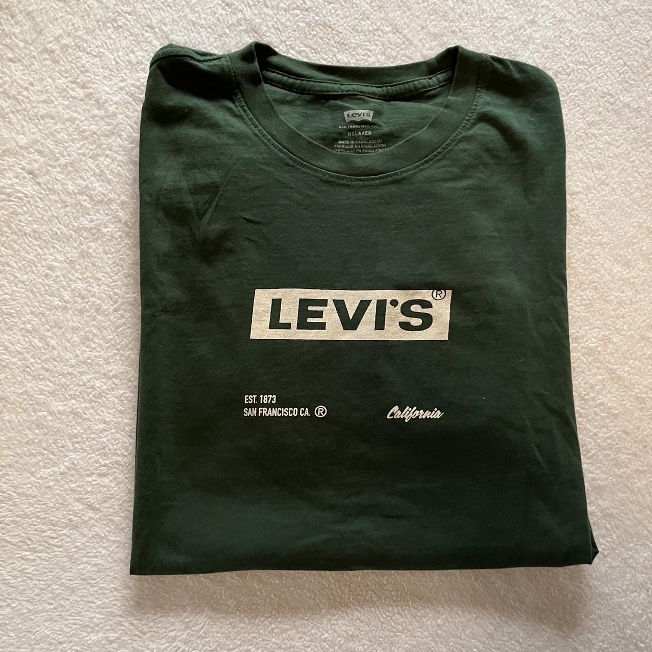 Levi’s green logo shirt Super comfy Size xs but is... - Depop