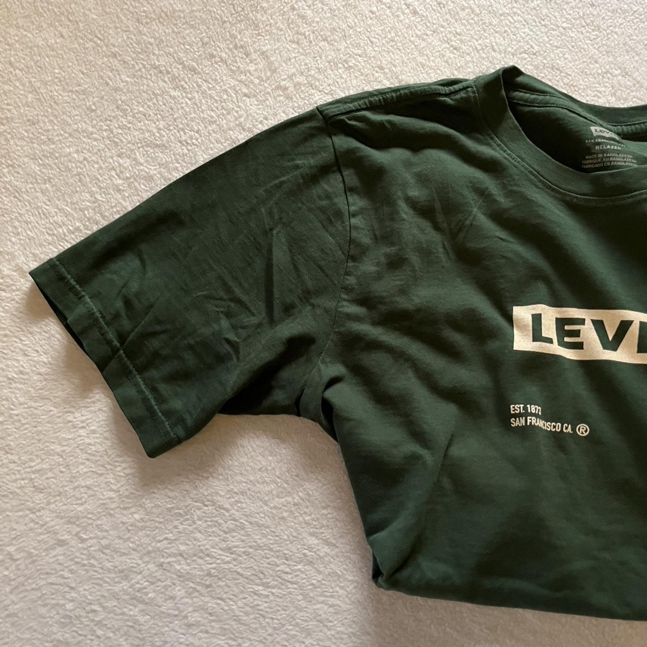 Levi’s green logo shirt Super comfy Size xs but is... - Depop