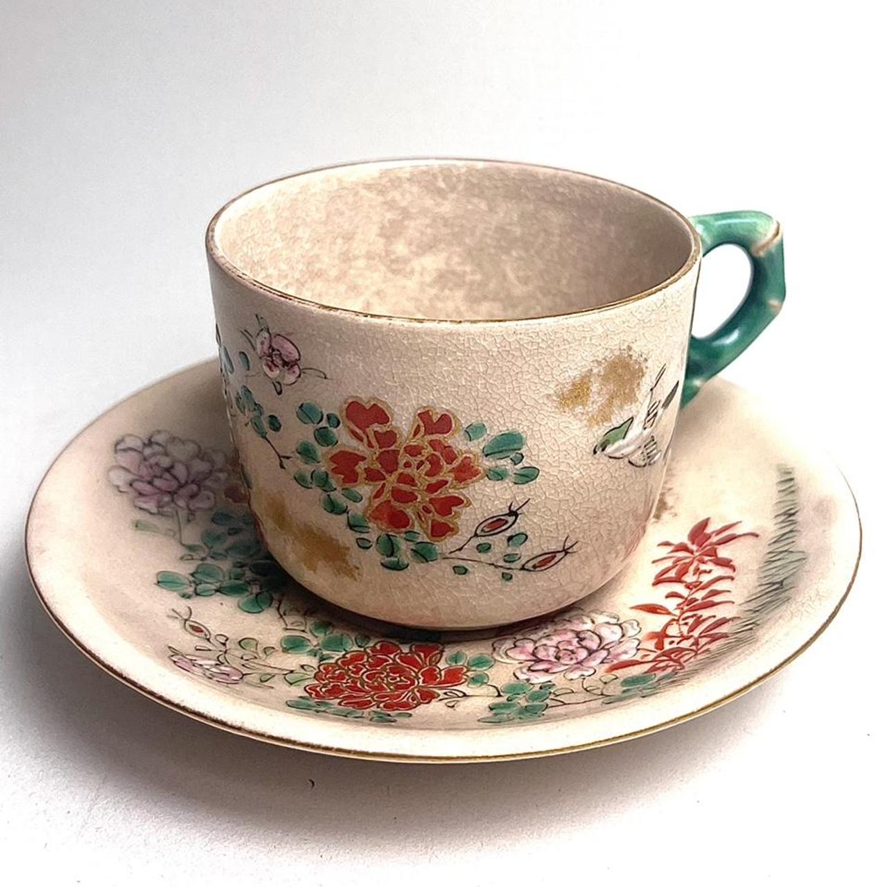 A beautiful ceramic teacup made c.19th Century -... - Depop
