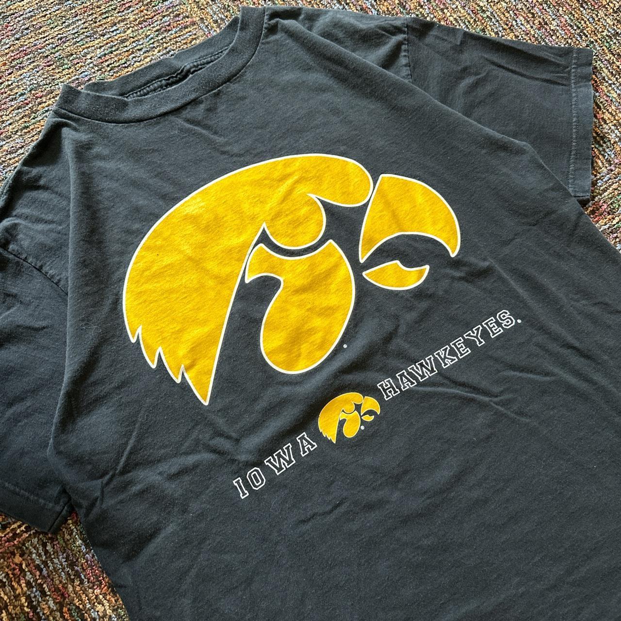 Vintage Y2K Iowa Hawkeyes Shirt - Size XL #iowa... - Depop