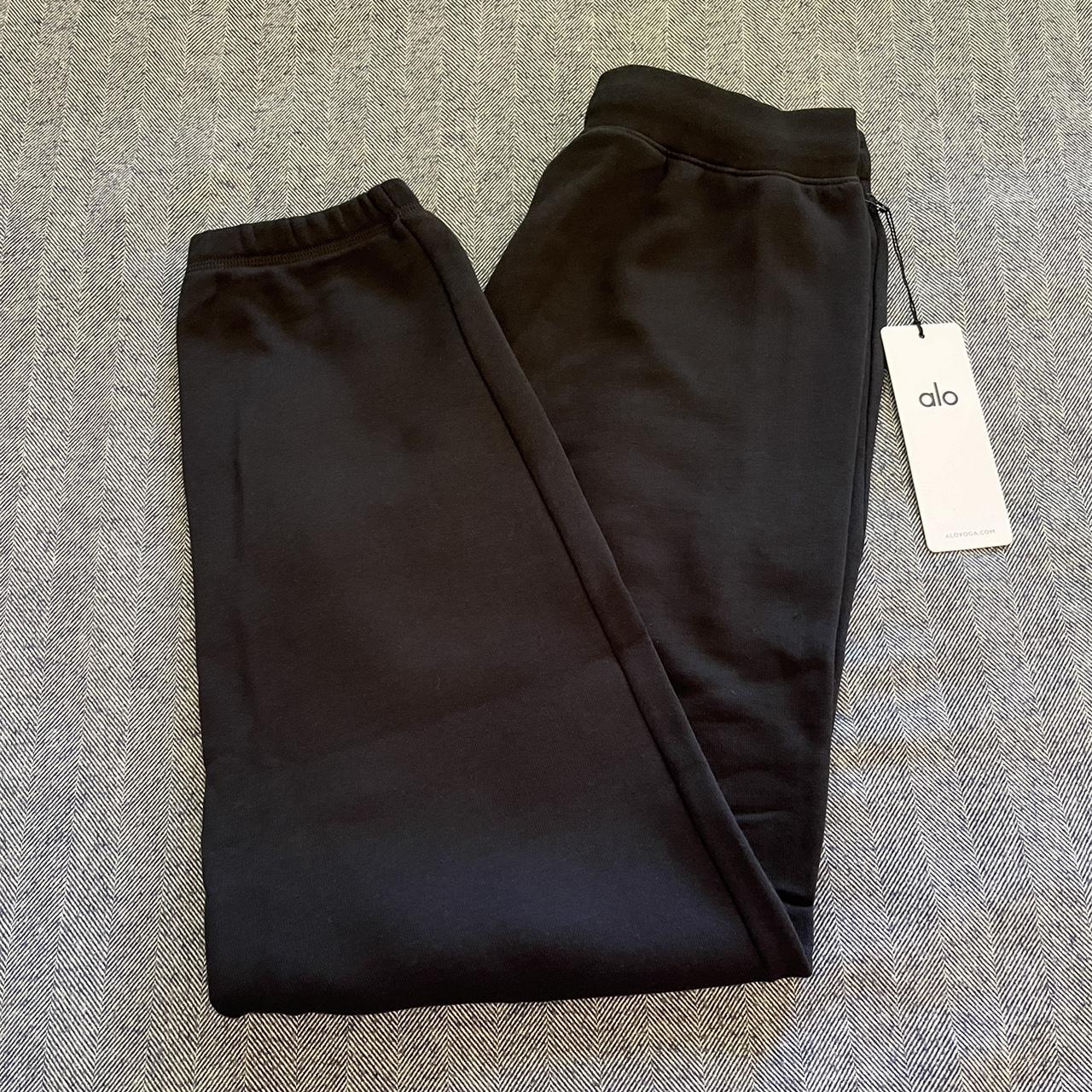 alo men’s triumph restore sweatpants | free shipping... - Depop