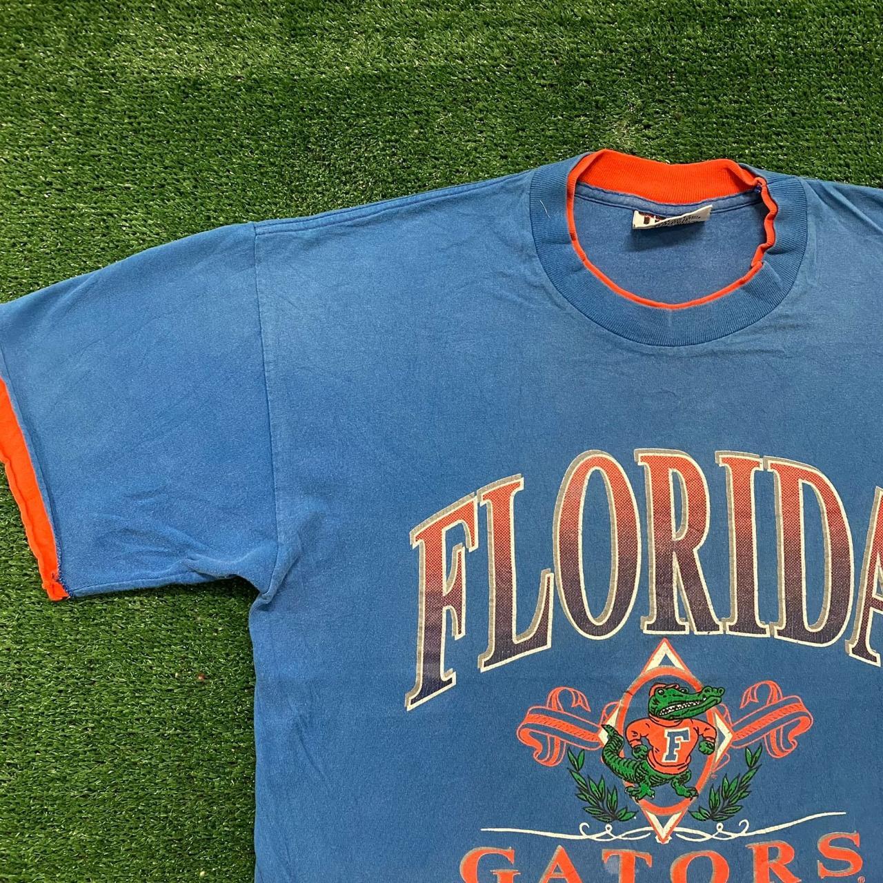 Vintage 90s Essential Florida Gators College Sports... - Depop