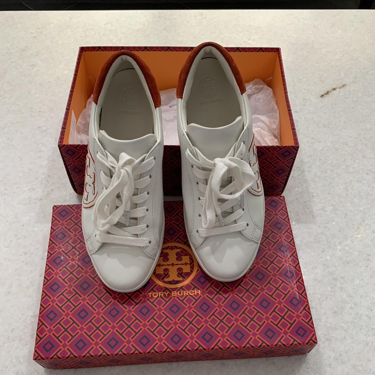 Women’s Tory Burch T Logo Sneaker - Depop