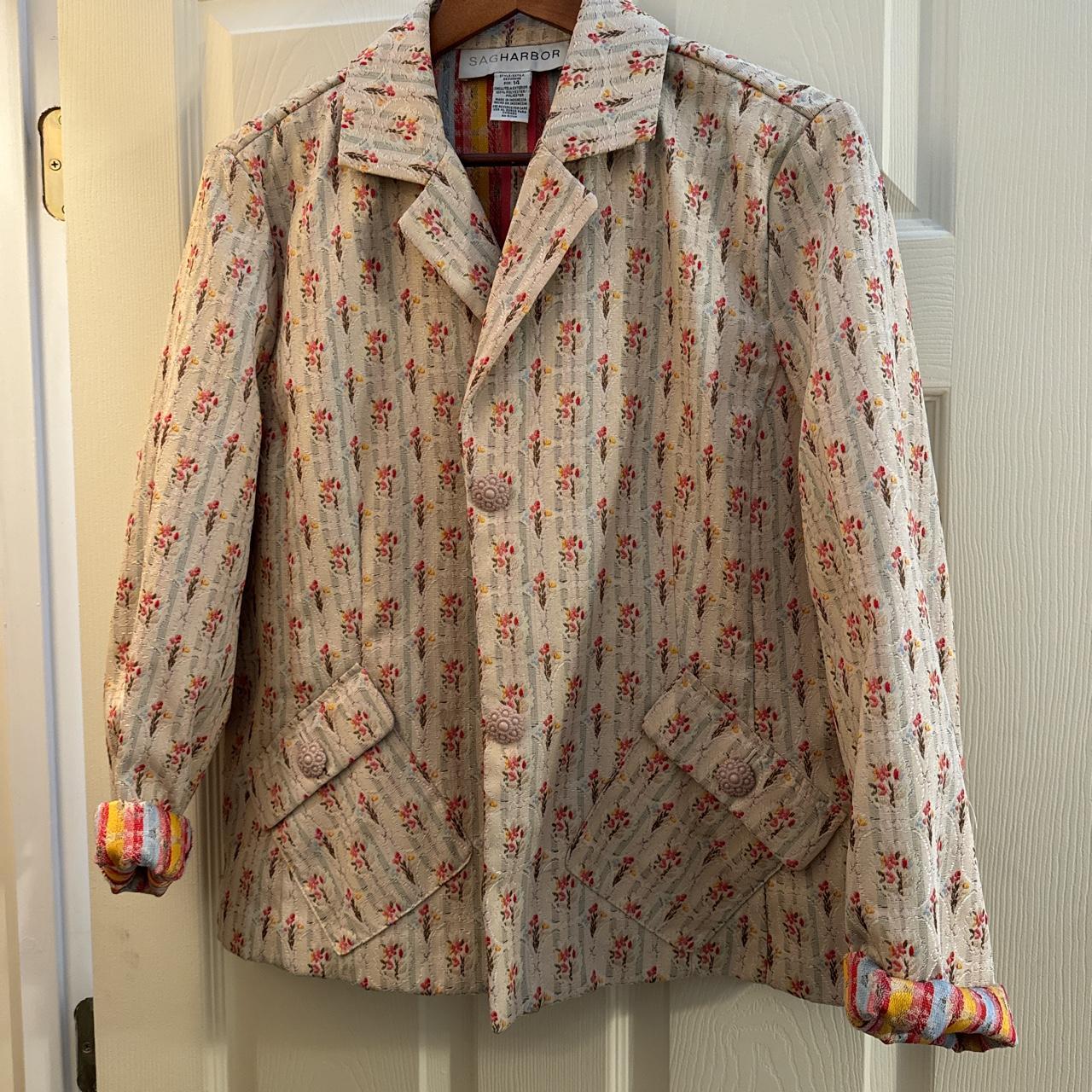 Floral blazer vintage Sag Harbor. Fits like a modern... - Depop