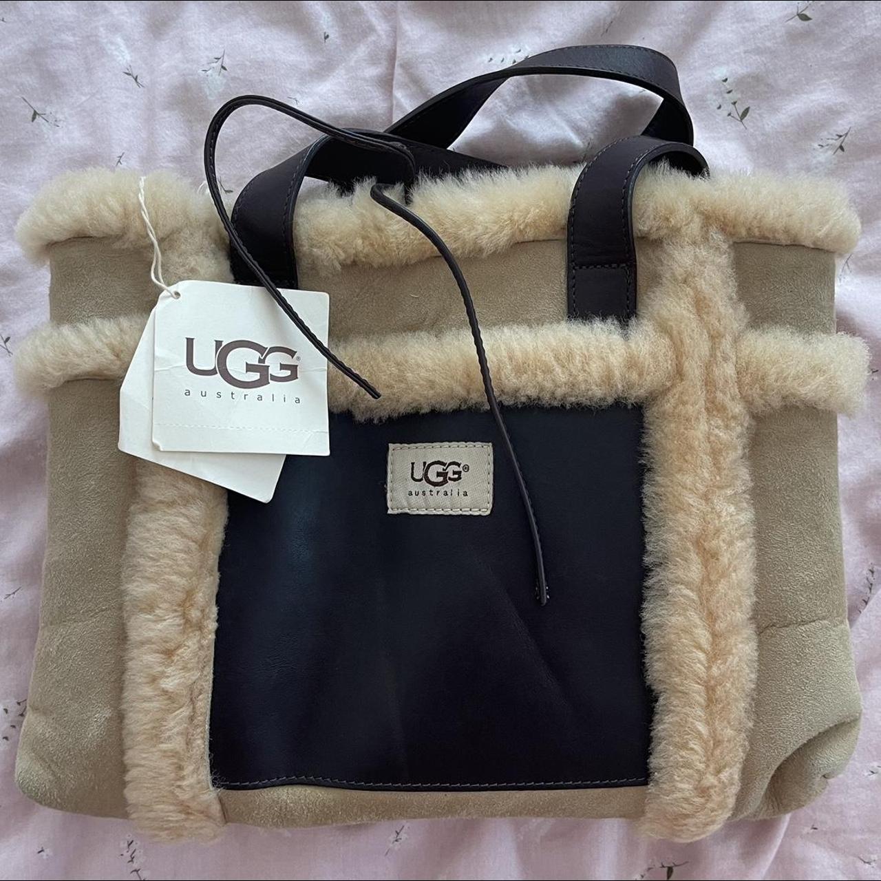 Ugg tote purse never used new with tags and dust bag 🐻 - Depop