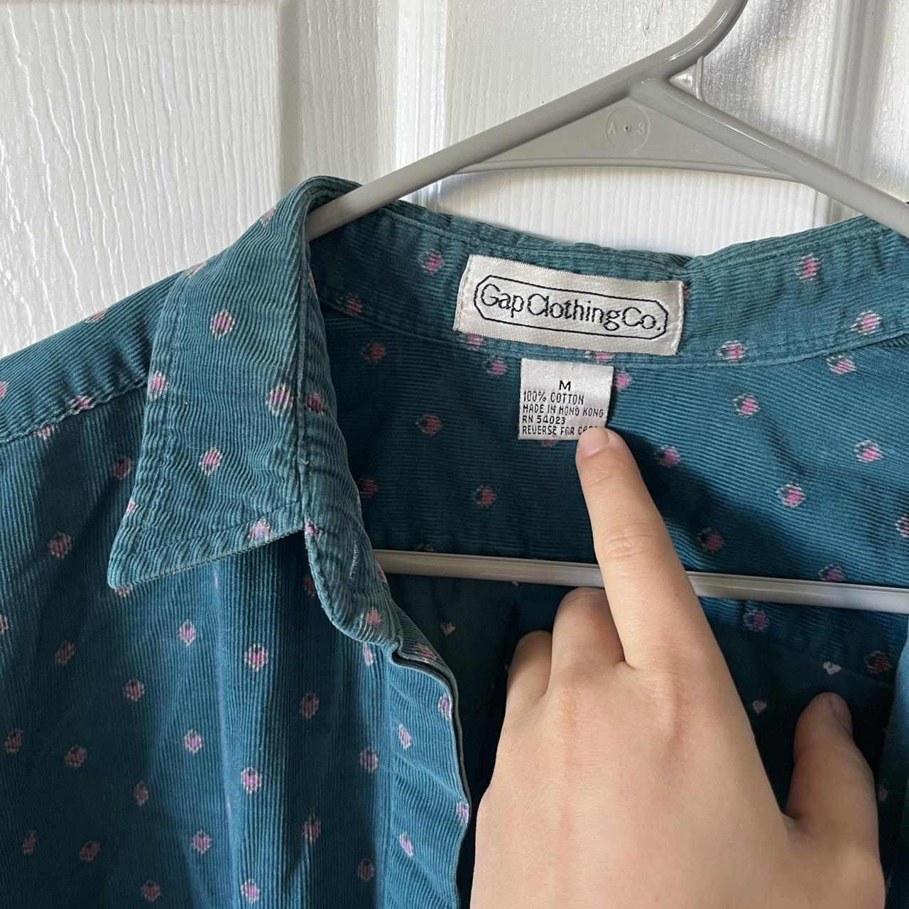 Vintage Gap button up in courdoroy like material.... - Depop