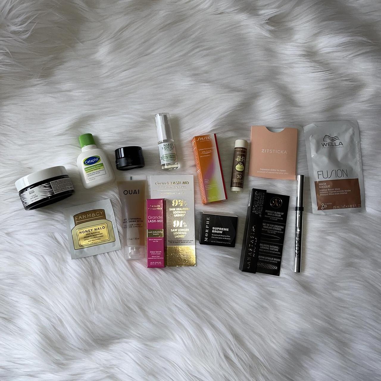 14 PIECE BEAUTY SAMPLE BUNDLE. Available with or... - Depop
