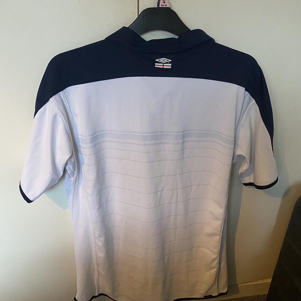 England 2003/05 Home Shirt Size L (can send photos... - Depop