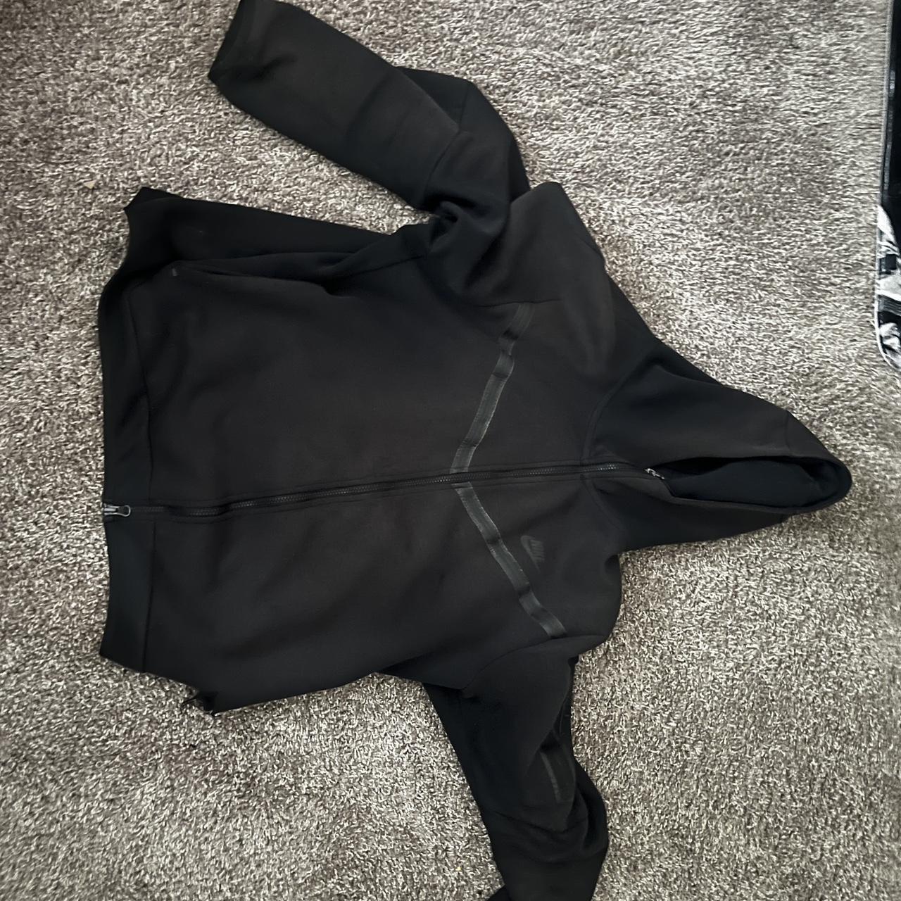 Black Nike Tech | Depop