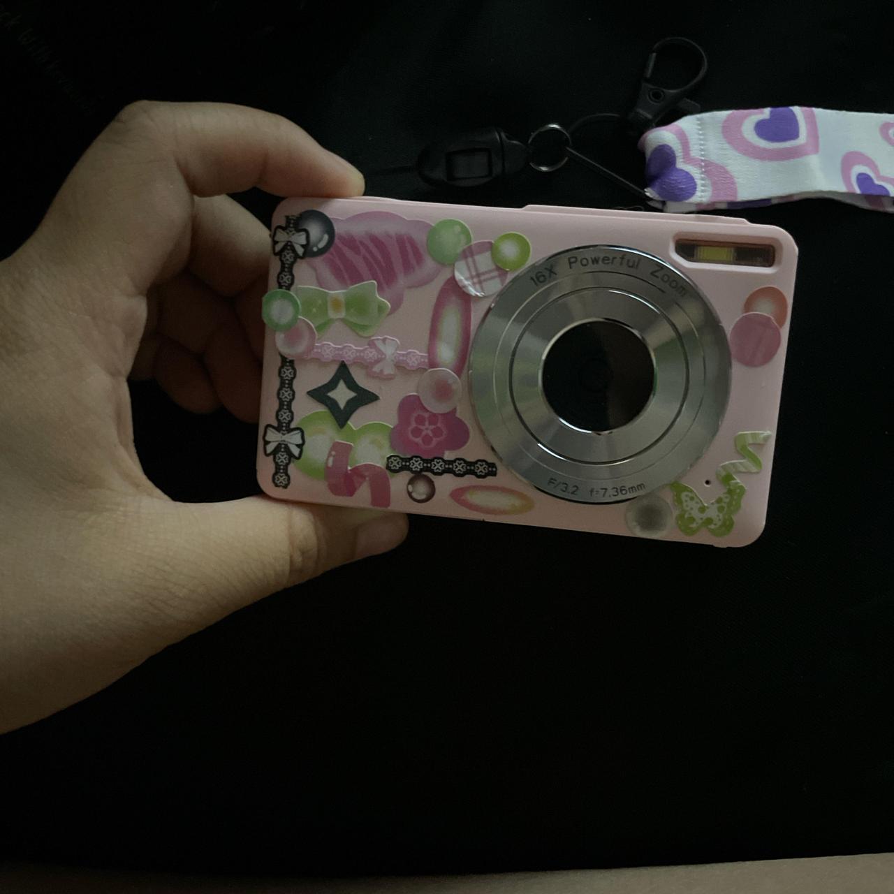 Y2K PINK DIGITAL CAMERA Y2k digital camera that... - Depop