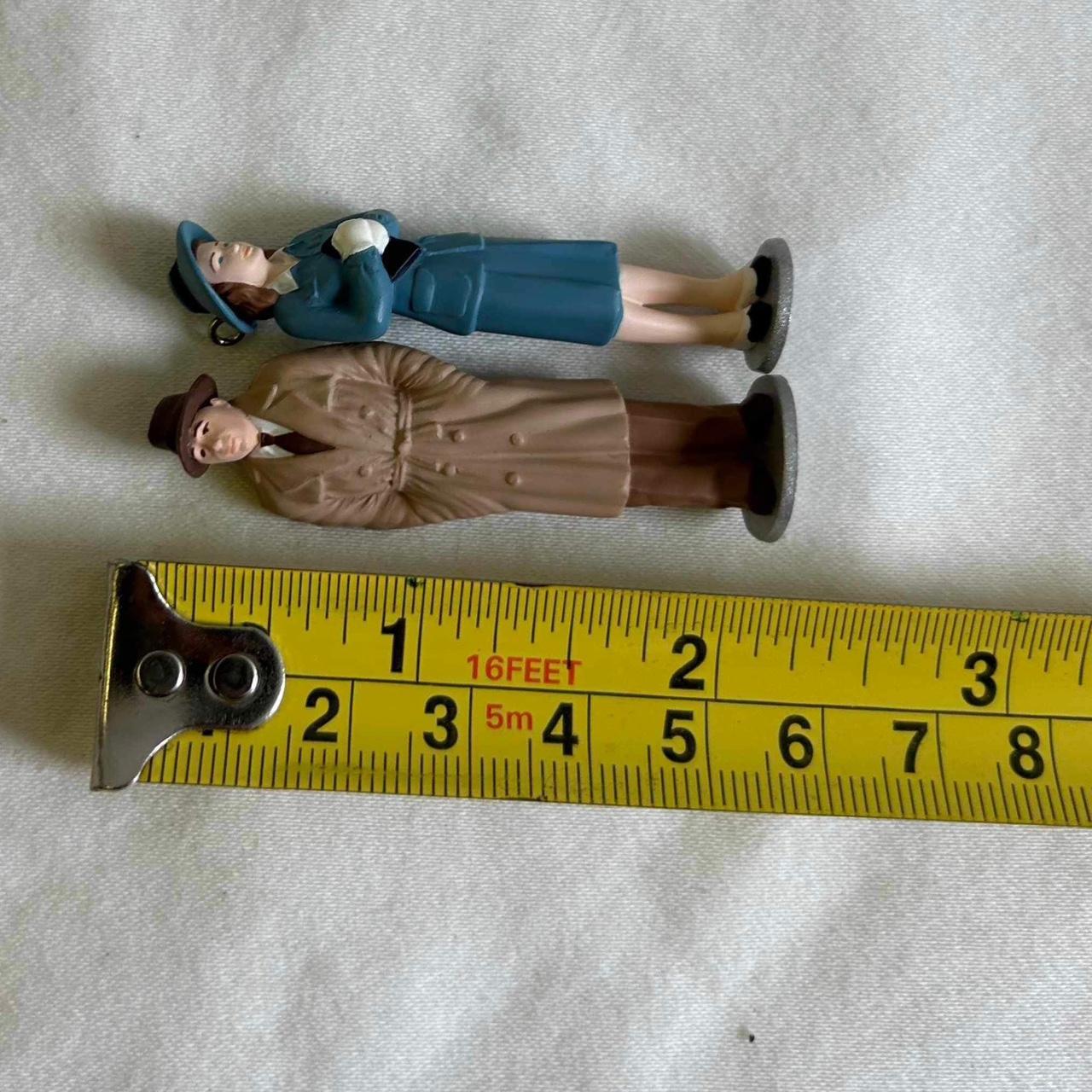 Hallmark Keepsake Ornaments WIZARD OF OZ: KING OF... - Depop