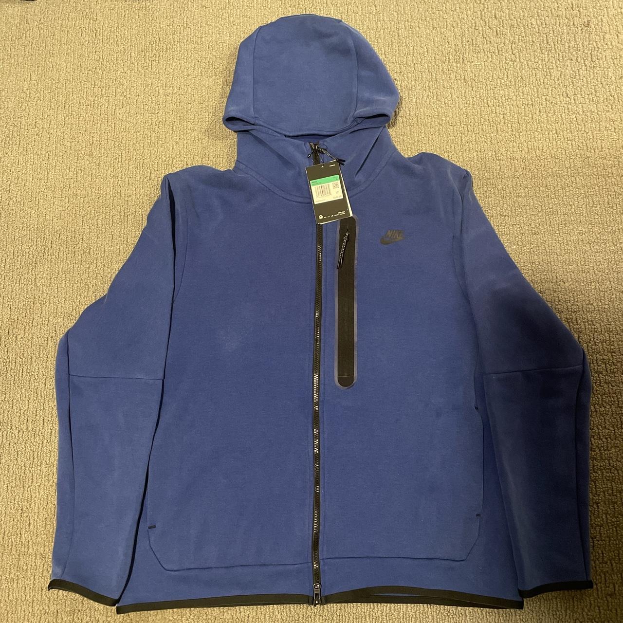 Brand New Navy Blue Nike Tech XL - Depop